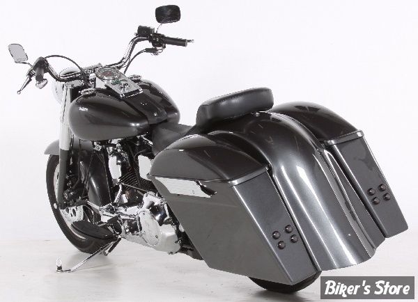SACOCHE RIGIDE - KIT DE CONVERSION BAGGER POUR SOFTAIL 07/17 - BAGGER ...