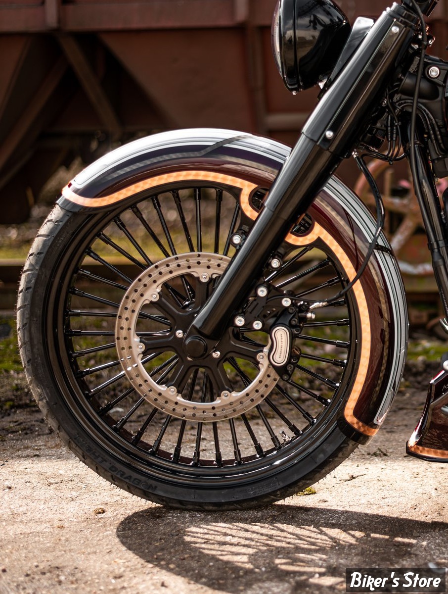 GARDE BOUE AVANT POUR ROUE DE 23" - POUR SOFTAIL M8 FLSL / FLDE / FLHC 18UP - KILLER KUSTOM ...